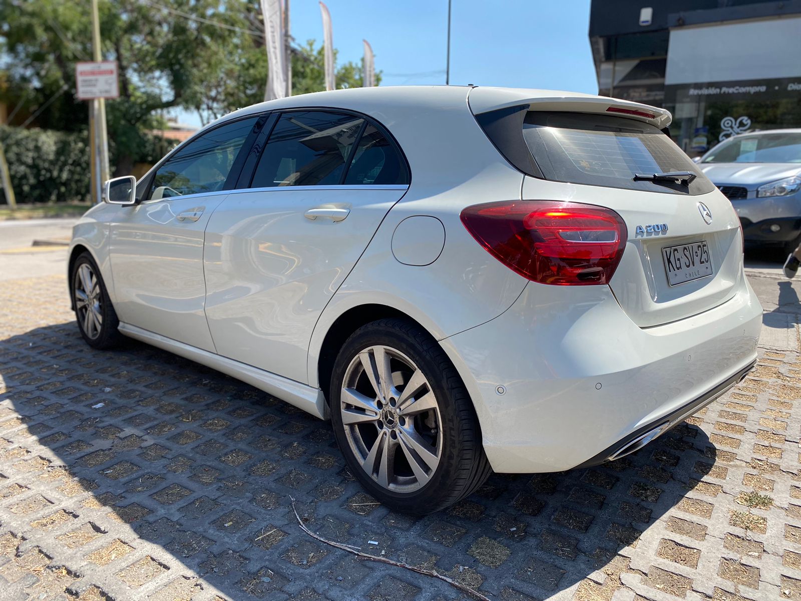 mercedes benz a200 - Automotora Laucirica