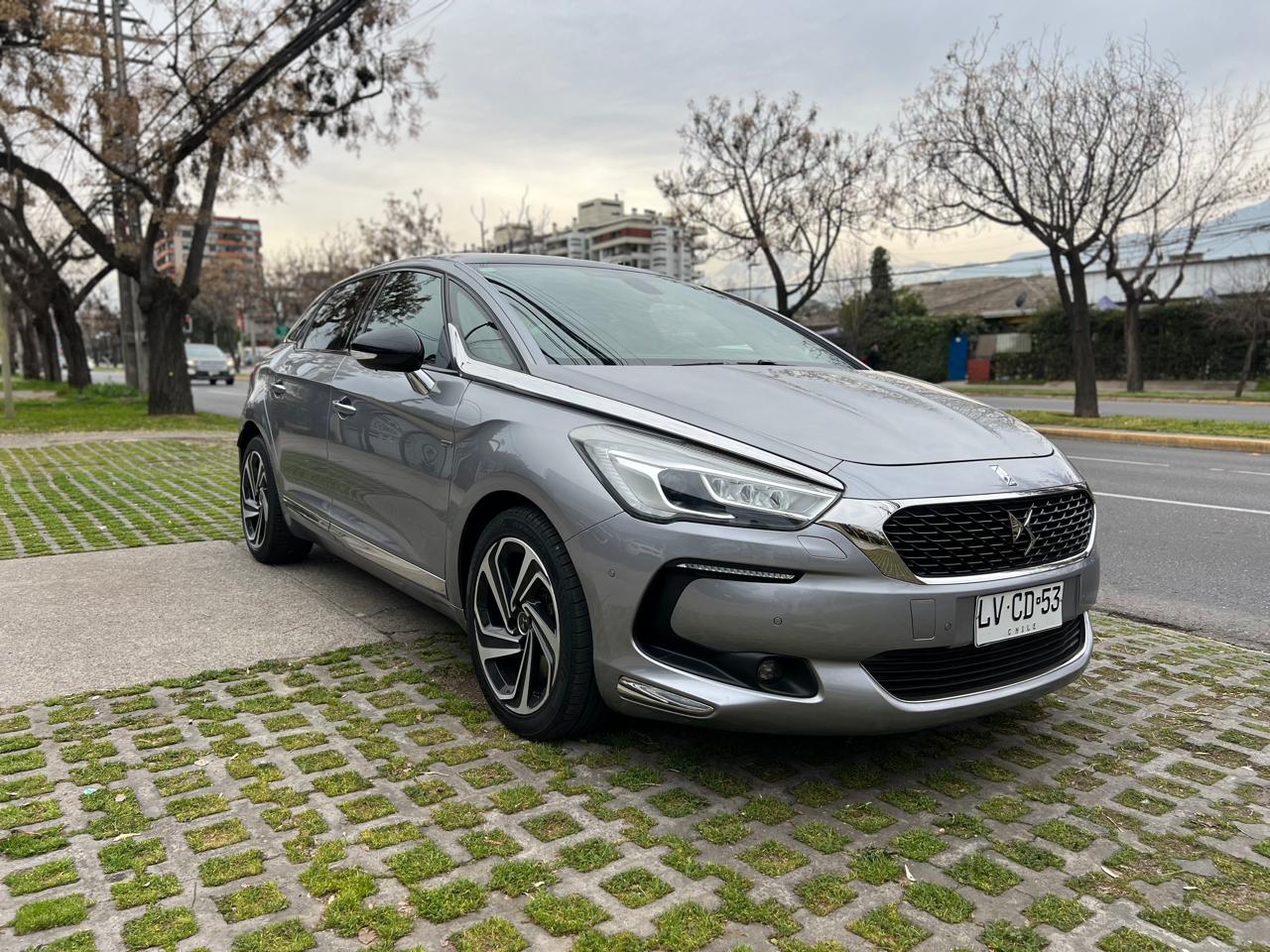 CITROEN DS5 - Automotora Laucirica